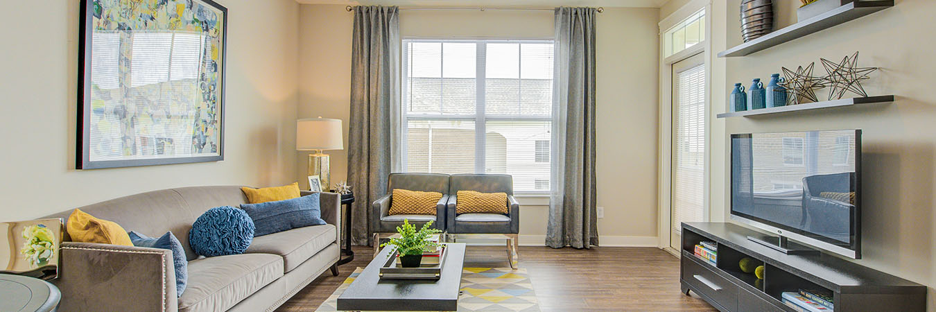 How To Host A Party In A Small Apartment In Greenwood | Verge Luxury Flats